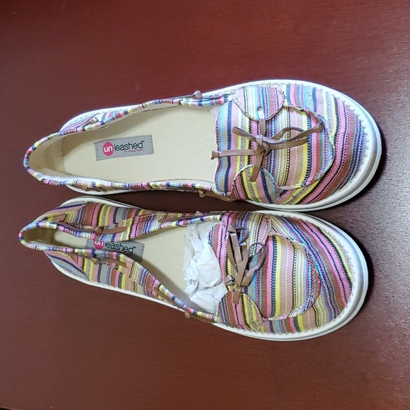 Unleashed by Rocketdog | Shoes | Nwot Casual Multi Color Flats | Poshmark